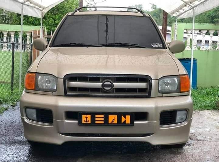 2000-2004 Nissan Pathfinder Front lip – King Fiber Design Inc